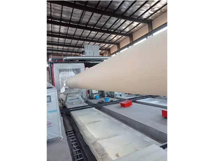 Spraying and winding insulation pipe equipment